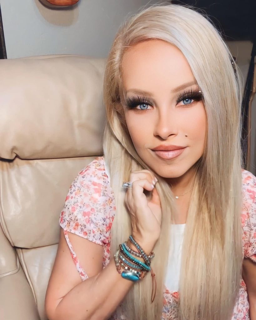 Lady Redneck's Heartfelt New Single: "A Child of God" - MusicBalans